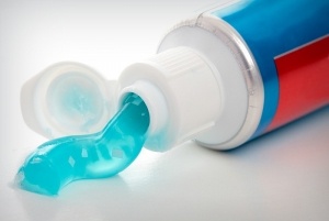 40+ Most Used Natural Home Remedies For Acne On Face & Body